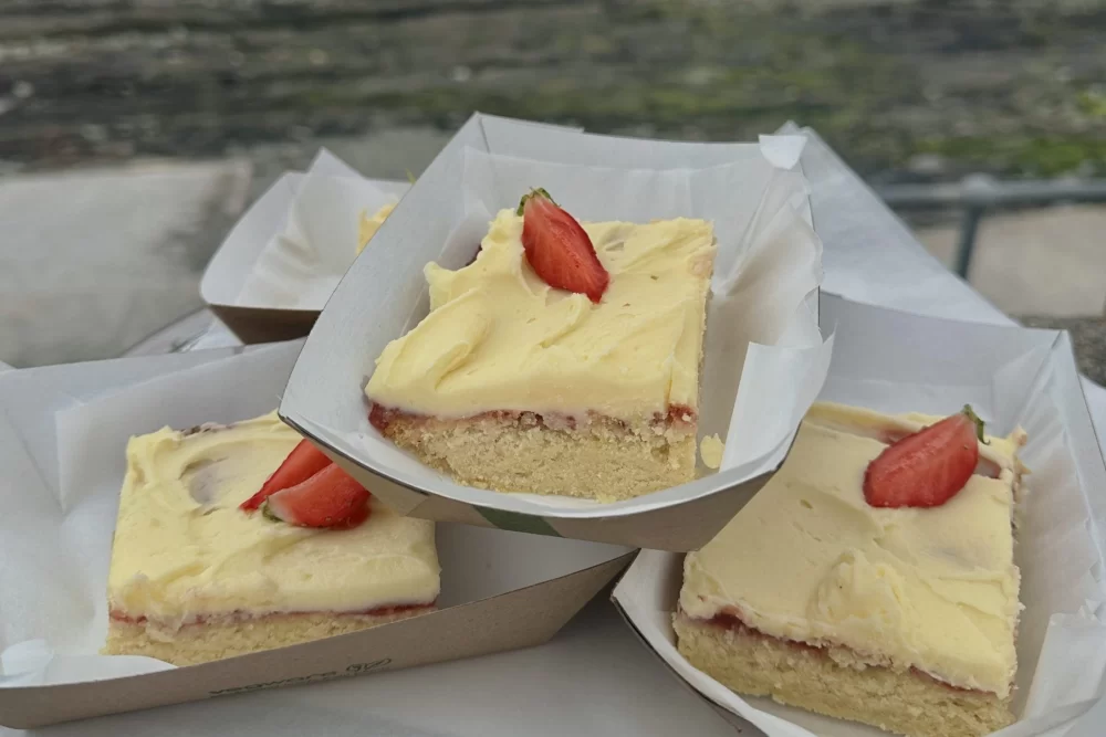 Homemade Cakes - Restaurants in Looe, Cornwall